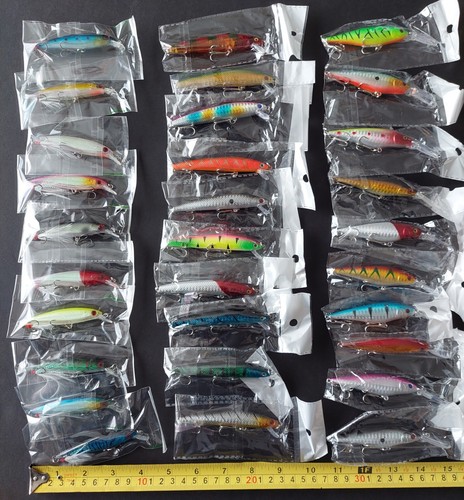 Mixed Lot Fishing Lures 30 Pcs Crankbaits Minnow Baits Tackle Bass ...