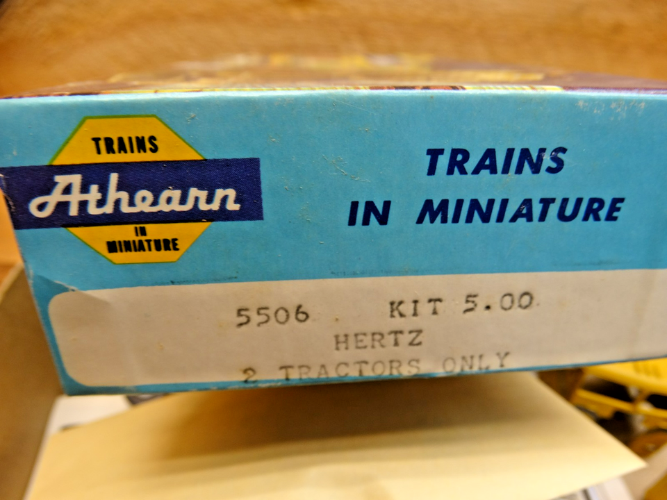 Athearn HO Scale 2 Hertz Tractors Kit 5506 | eBay