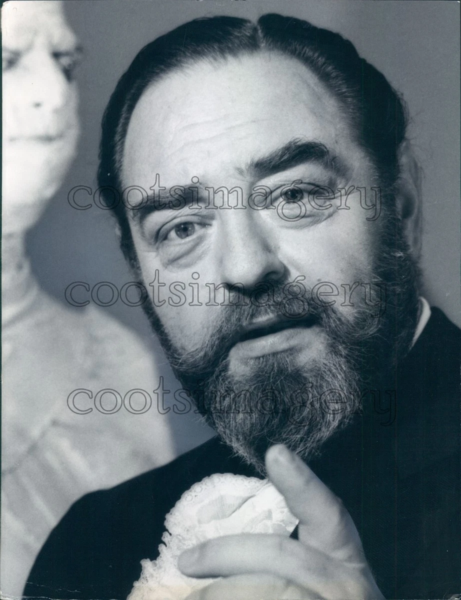 Sebastian Cabot Actor