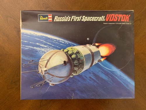 REVELL 1:24 Russia’s First Spacecraft VOSTOK Plastic Model Kit, OPEN ...