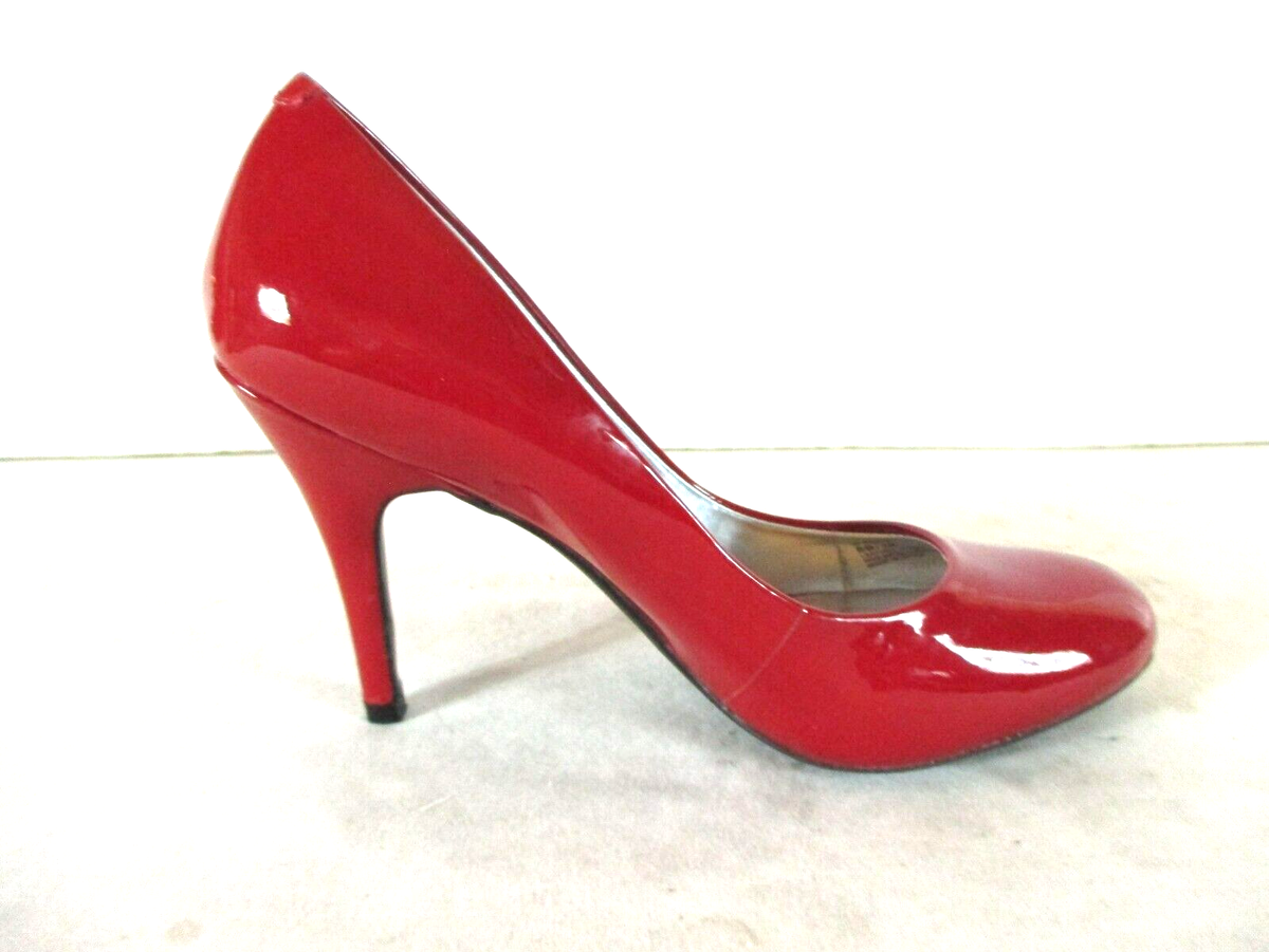 Jessica Simpson Red Shoes With Spikes Jessica Simpson Red Patent