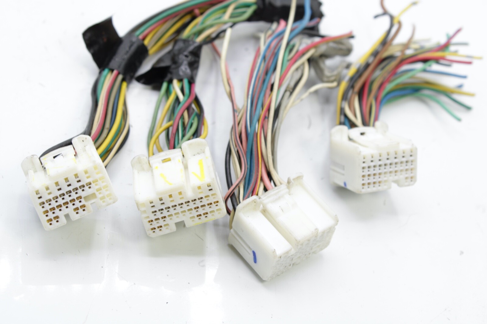 toyota 1.8L 89661-02K40 89661-02K43 89661-02K23 89661-02K21 connector ...