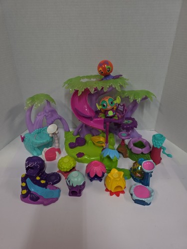 Zoobles Ranzoos Treehouse Playset And Accessories 14 Pieces Sega Spin ...