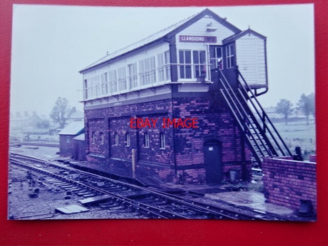 PHOTO LLANDUDNO NO 2 SIGNAL BOX 1977 LNWR | eBay UK