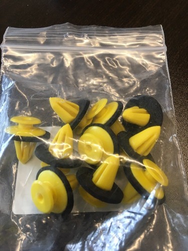 Land Rover Clip Part# DZM000070 Set Of 10 | eBay