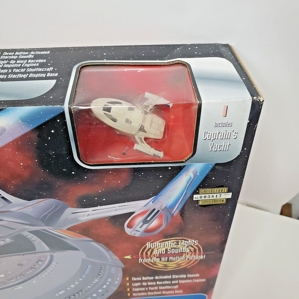 1998 Star Trek Insurrection #65091 PLAYMATES Enterprise E Ship- Boxed ...