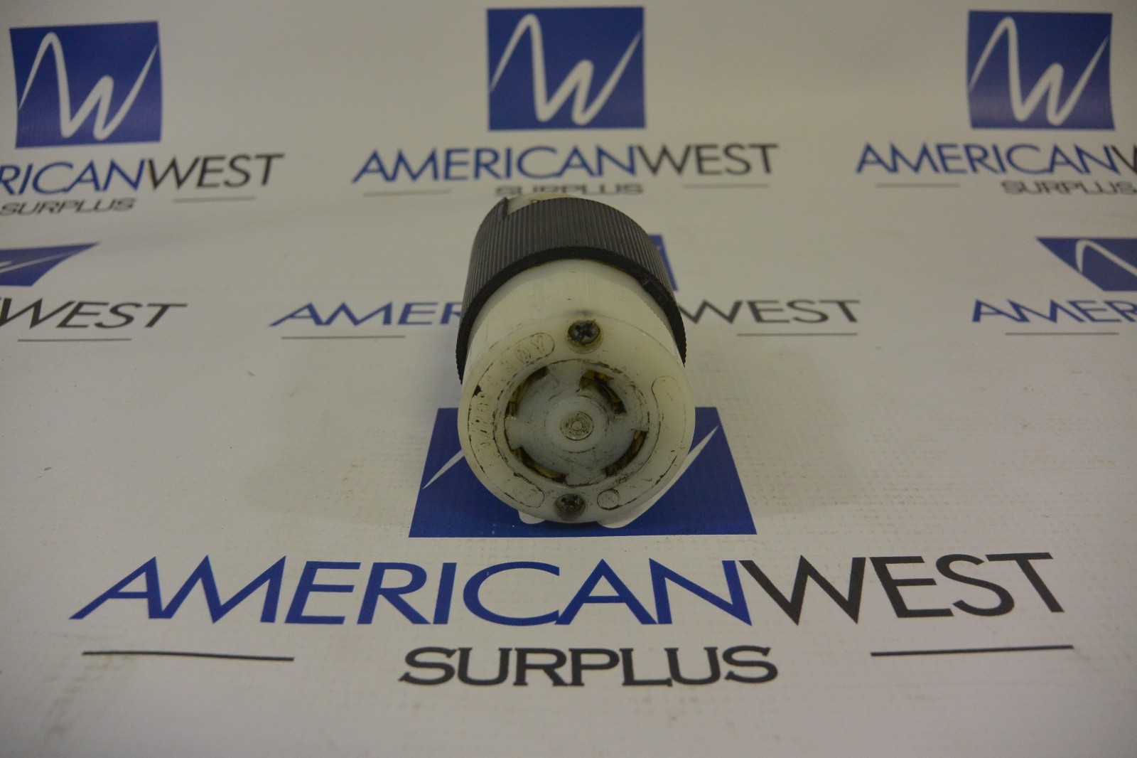 Hubbell 20 amp 208 volt 3 phase Twist Lock Receptacle | eBay