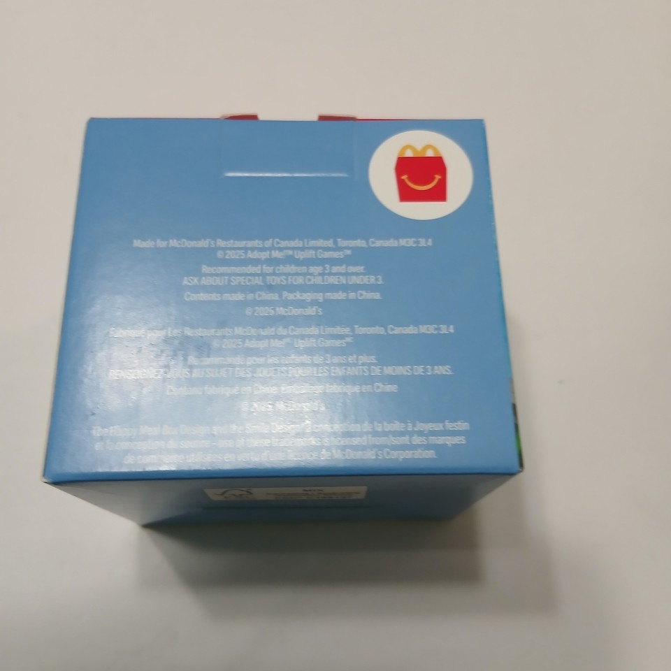 2025 Mcdonald's Adopt Me Flying Giraffe Canada Exclusive New Happy Meal ...