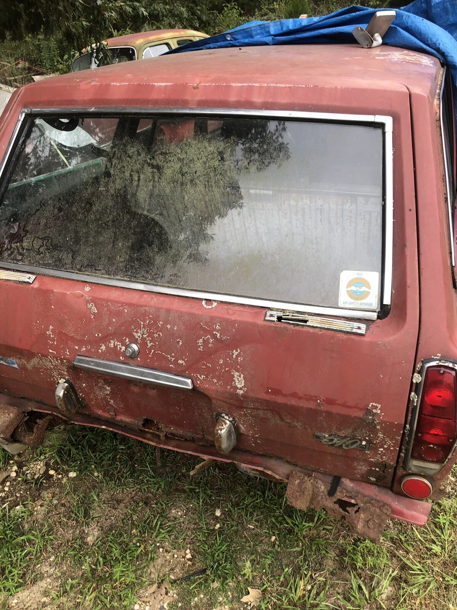 Datsun 510 Wagon Interior