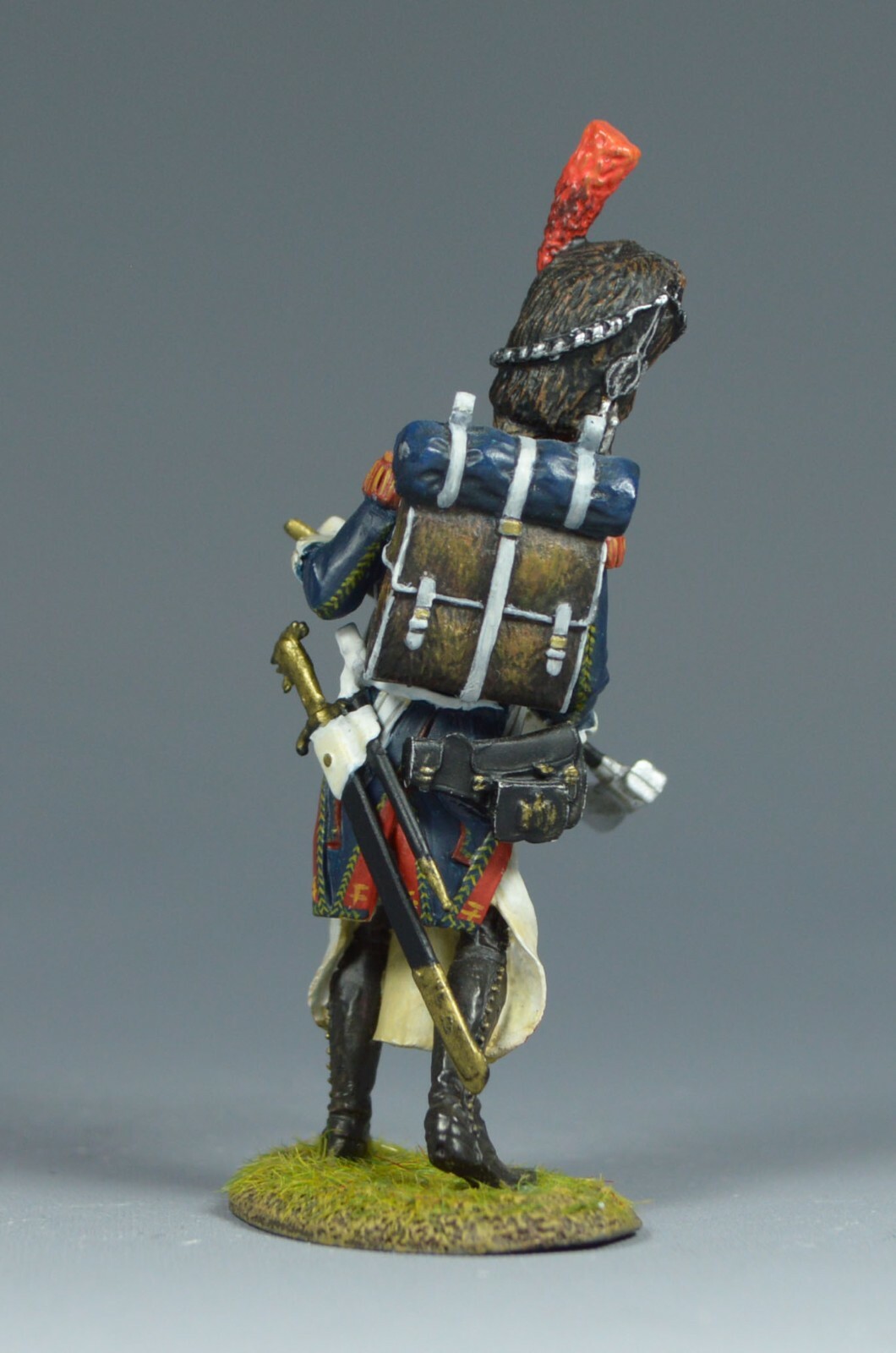 1/30 Napoleon France Old Guard Sapper NAFR005 Waving axe by Country ...