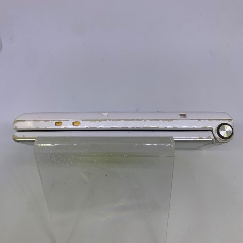 SHARP SH-06G Docomo AQUOS Android Mobile Feature Flip Phone White ...