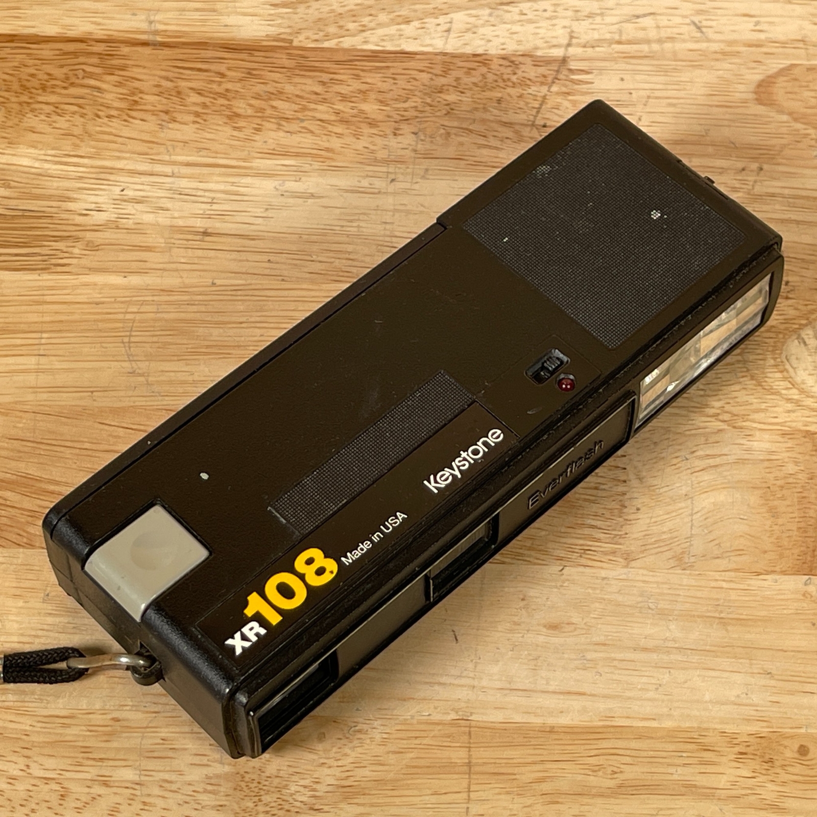 Vintage Keystone EverFlash XR108 Black Built-In Ecetonic Flash Film ...