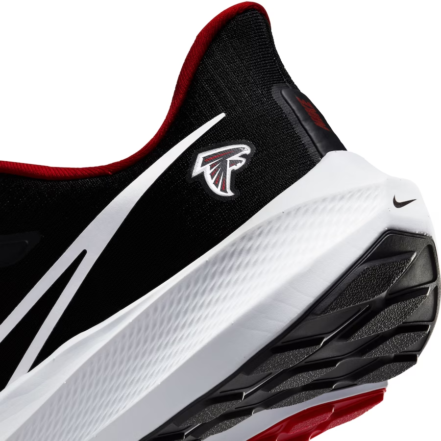 Size 7.5 - Nike NFL x Air Zoom Pegasus 39 Atlanta Falcons for sale ...