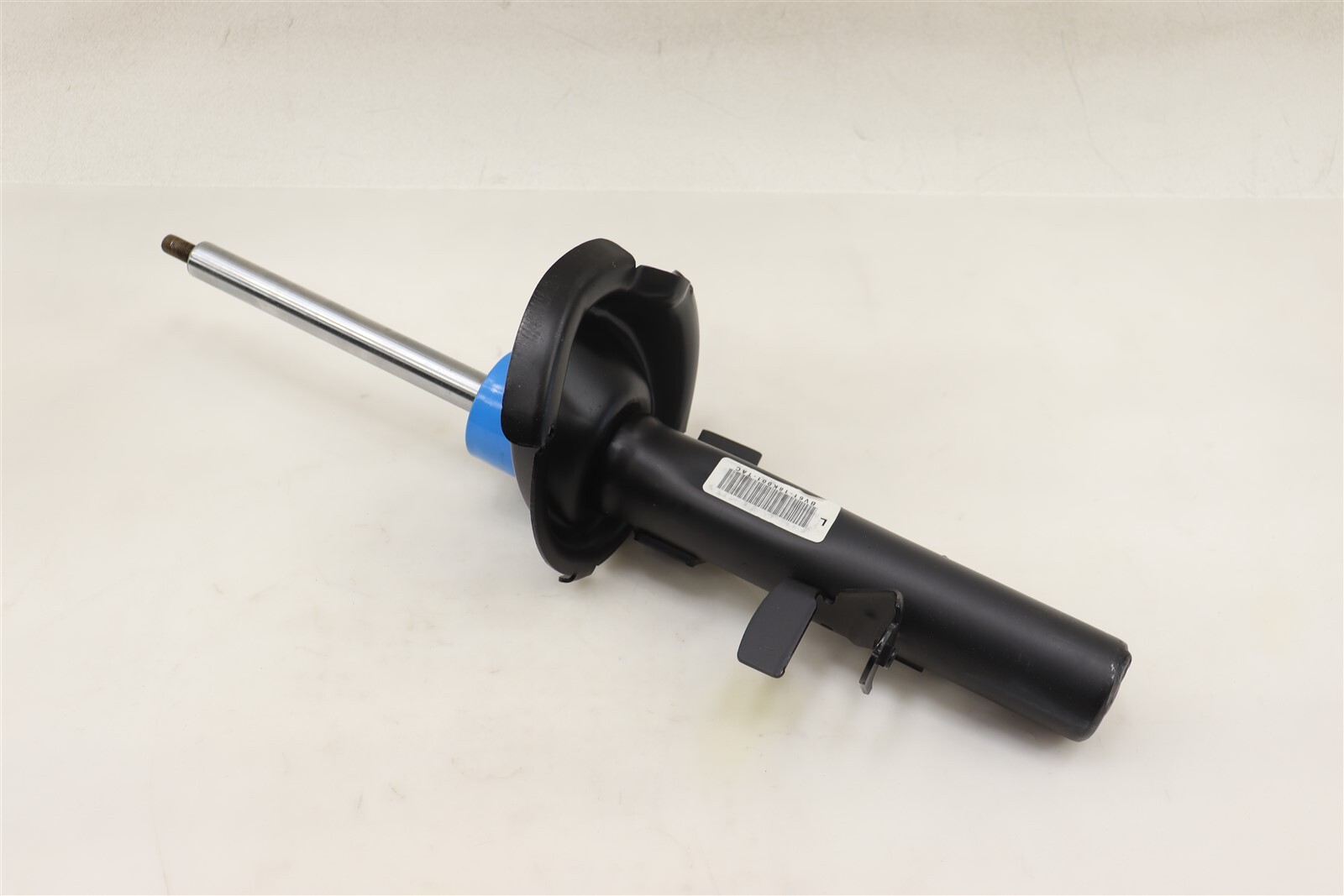 NEW Motorcraft Front Left Suspension Strut AST-12352 Ford Focus 2.0L ...