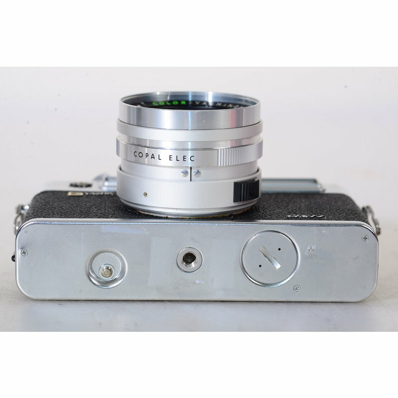 Yashica Electro 35 GSN Camera with 1.7/45 Lens - Collector's Camera ...