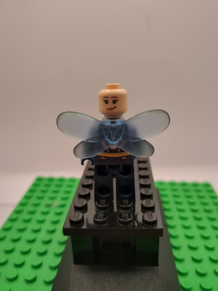 LEGO MARVEL SUPER HEROES MINIFIGURE WASP HOPE VAN DYNE HELMET WINGS ...