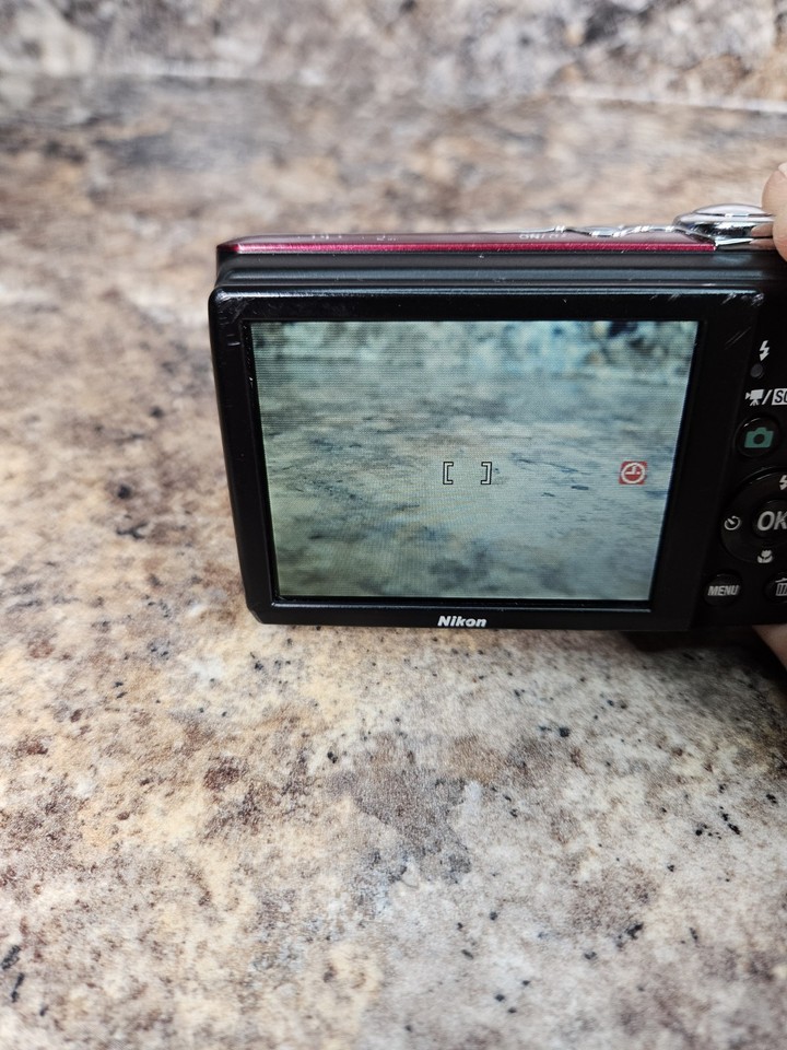 Nikon COOLPIX L22 12.0MP Compact Digital Camera ☆ Tested / Works ☆ Read ...