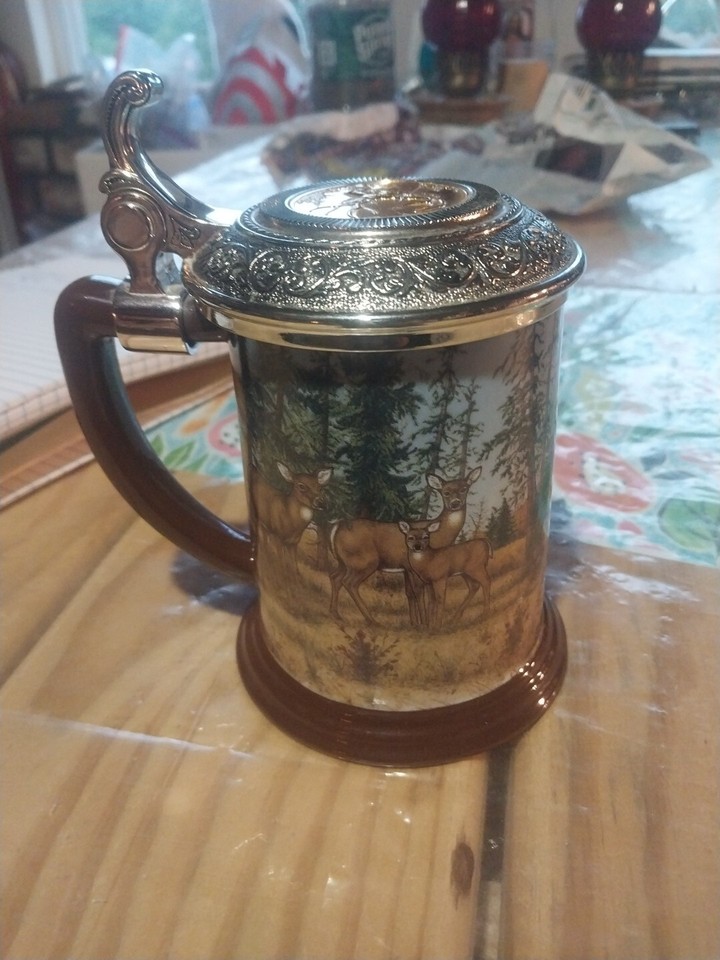 THE OFFICIAL 10-POINT BUCK COLLECTOR TANKARD BY RICK FIELDS FRANKLIN ...