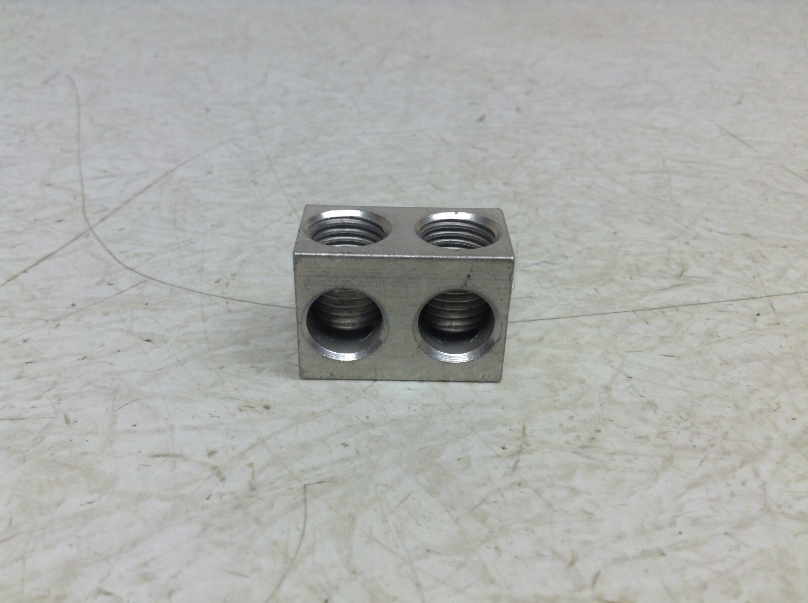 Burndy K2A25U Terminal Lug 14-1/O CU9AL | eBay