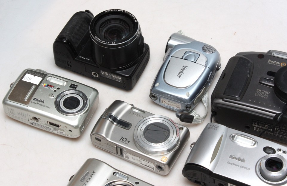 Digital Camera Job Lot For Parts or Untested. Lumix, Nikon, Kodak etc ...