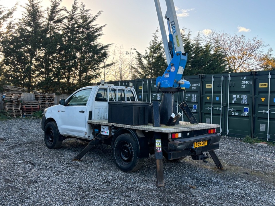 TOYOTA HILUX ACTIVE D4D 4X4 2015 ACCESS MACHINE CPL A314 IDEAL TREE ...