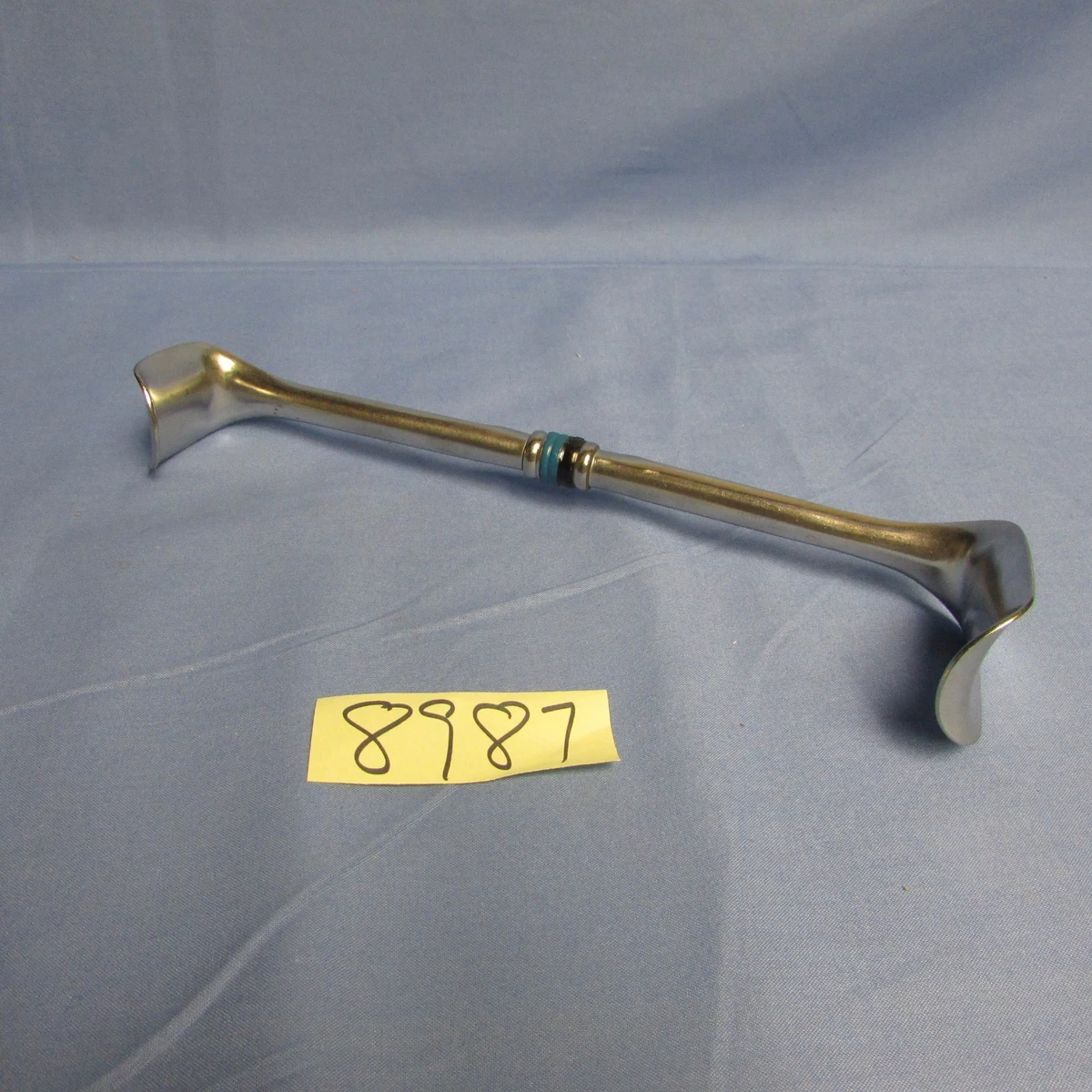 Richardson Eastman Retractor