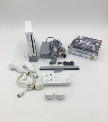 Nintendo Wii RVL-001 Bundle + 5 Games | eBay