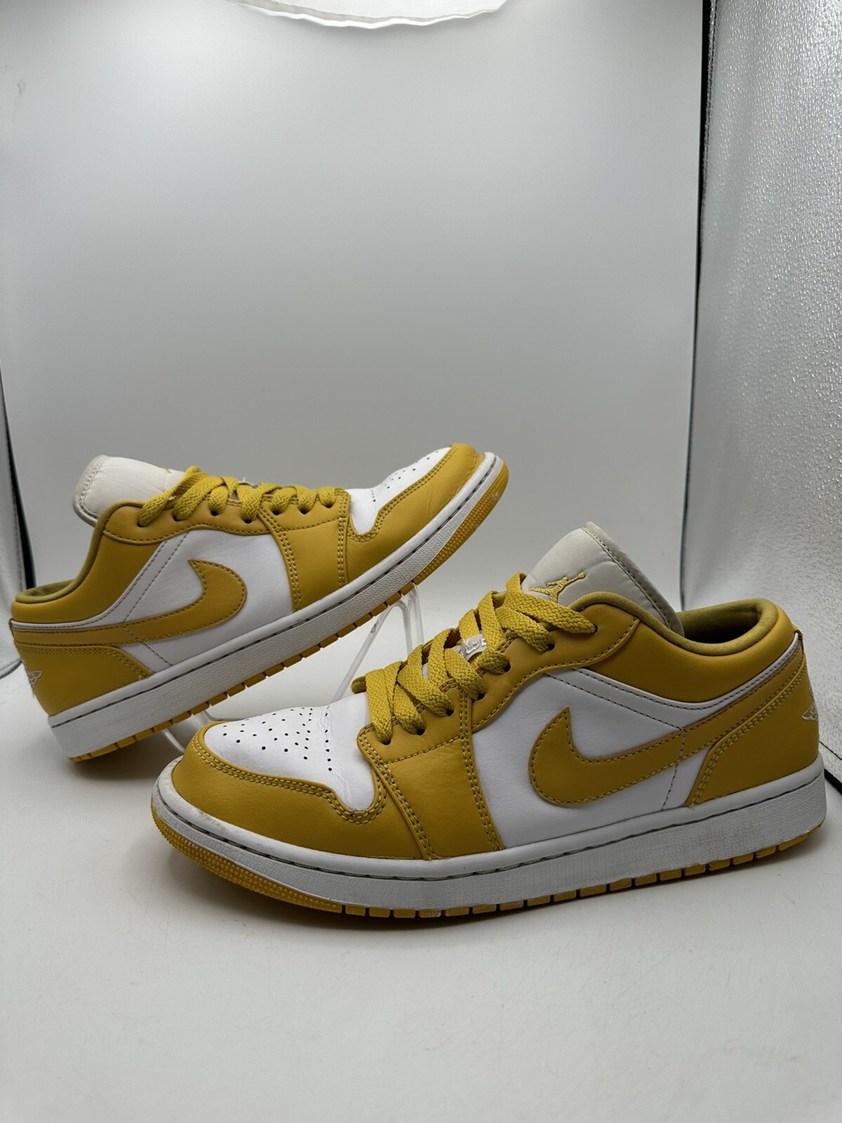 NIKE Air Jordan 1 Low White/Pollen 553558 171 Men's Size 10 Mustard ...