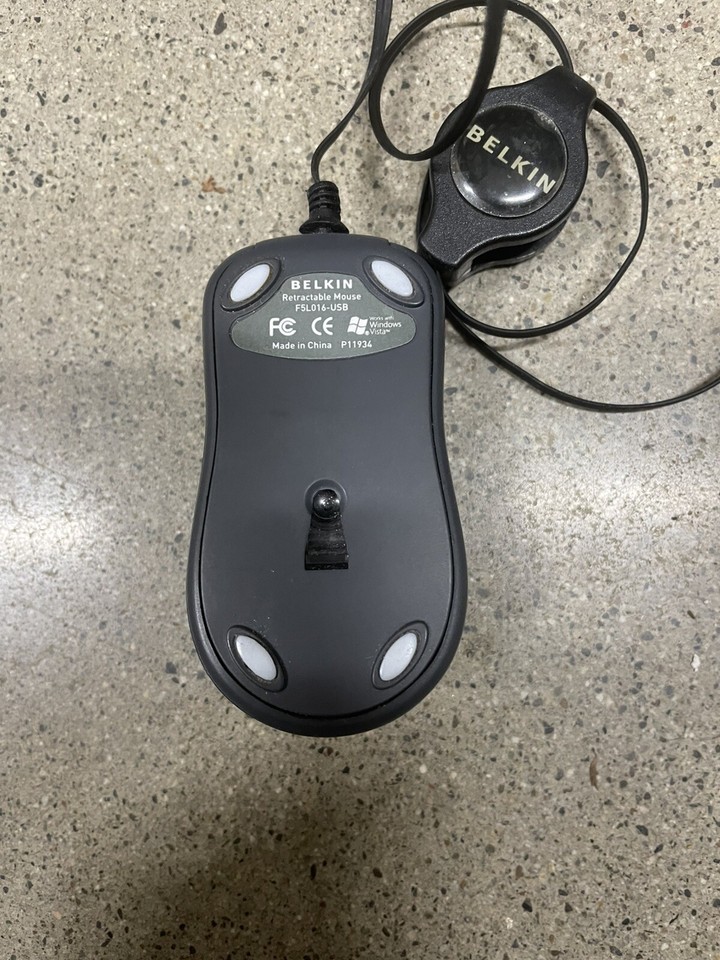 Belkin Mini Retractable Travel Size Mouse F5L016 USB Compact Black ...