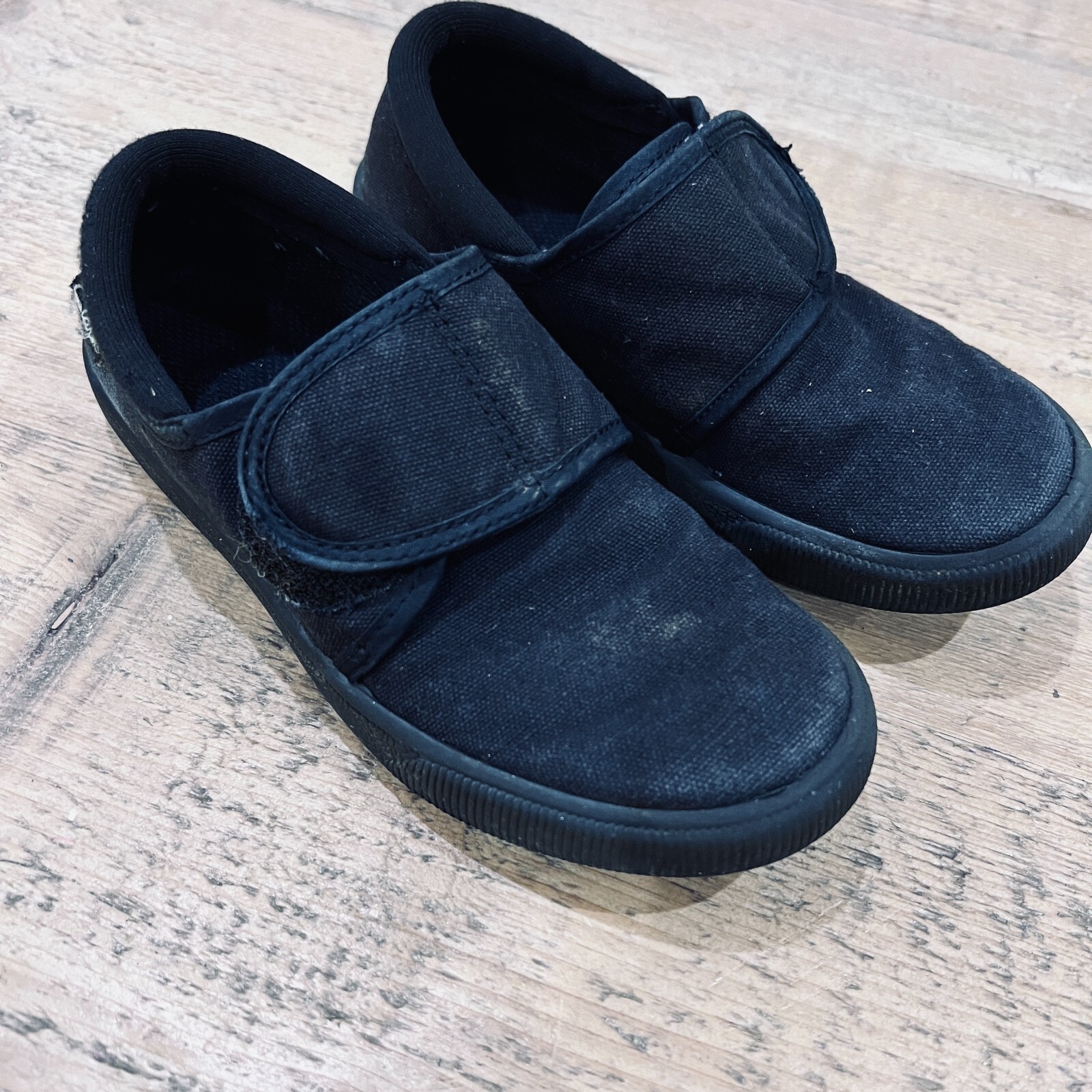 Clarks Boys Plimsoll Hopper Run School Uniform 11.5G 29.5W 12W Black ...
