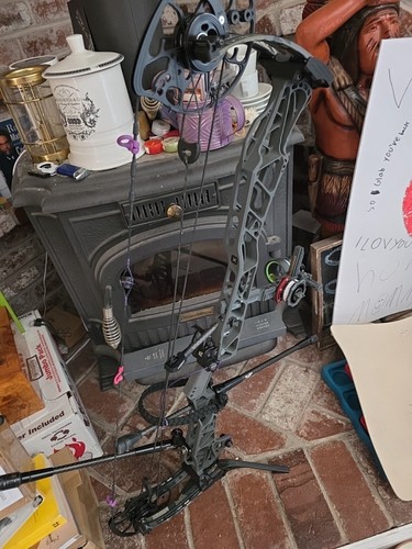 Mathews LIFT X 33 Slate Riser RH, KUIU Verde Limbs, 70#, 29.5" Loaded ...