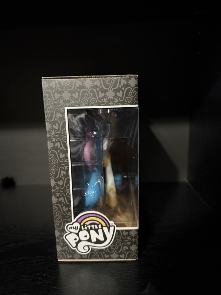My Little Pony - Vinyl Collectible Figure - Princess Celestia - Hot ...