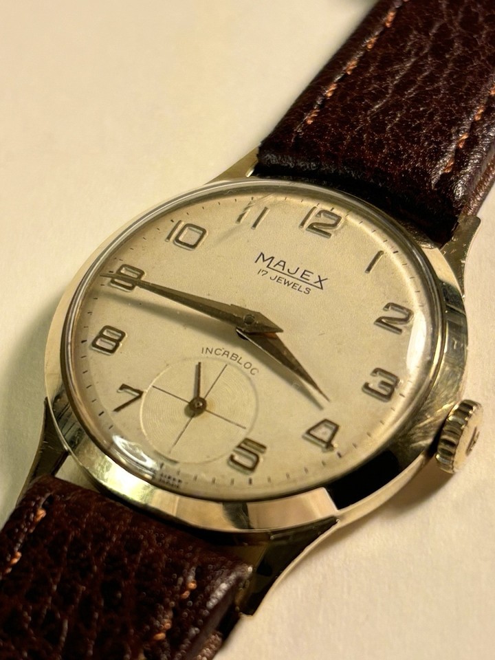 MAJEX 9ct Solid Gold Vintage 1950’s Men’s Manual Sub-Seconds Watch ...
