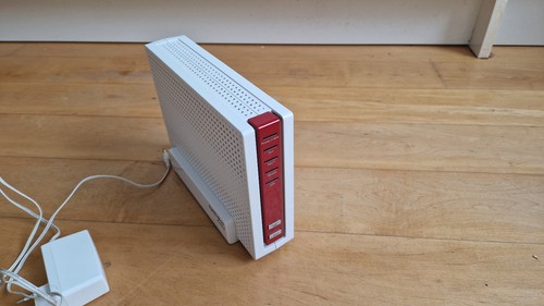AVM Fritz!Box 6590 Cable (Kabel-Router Internet, WLAN, Mesh, Telefon ...
