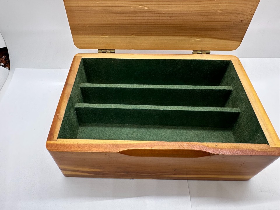 VTG Cedar Point Sandusky Ohio Cedar Trinket Felted Valet Jewerly Wood ...