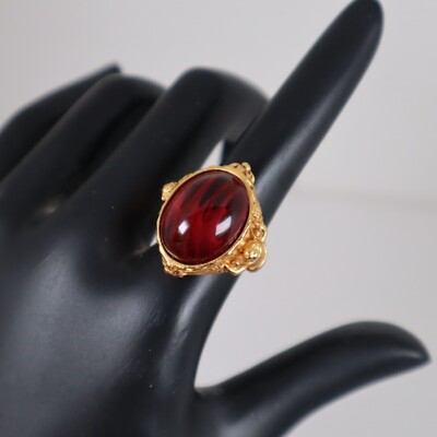 Elizabeth Taylor Avon Gilded Age Collection Cherub Red Cabochon Ring ...