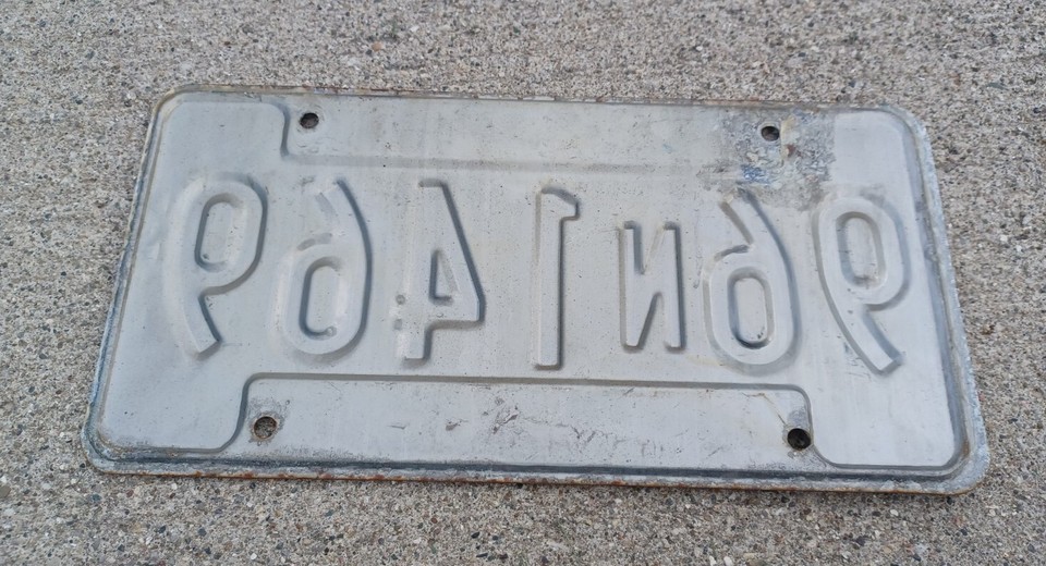 1990 Indiana Passenger Vehicle car License Plate metal embossed GARAGE ...