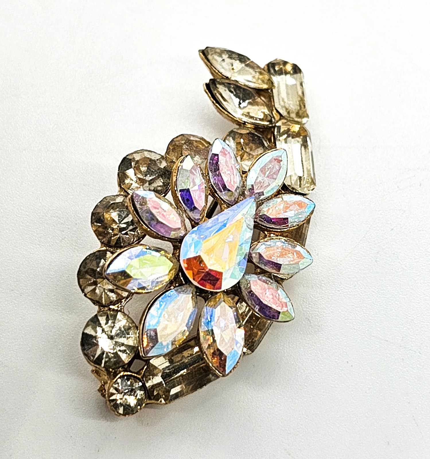Anda Modes New York Aurora borealis vintage rhineston… - Gem