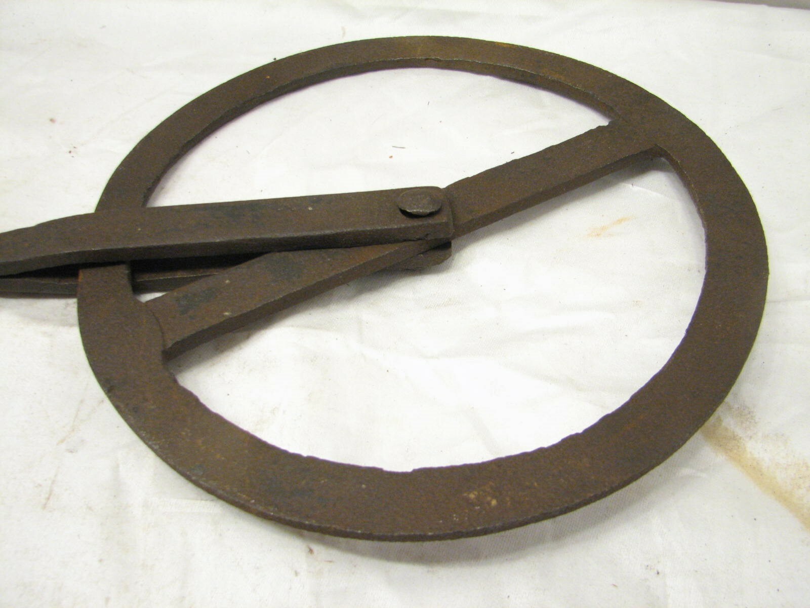 Antique Blacksmith Hand Forged Wheelwrights Traveler Wheel Tool ...