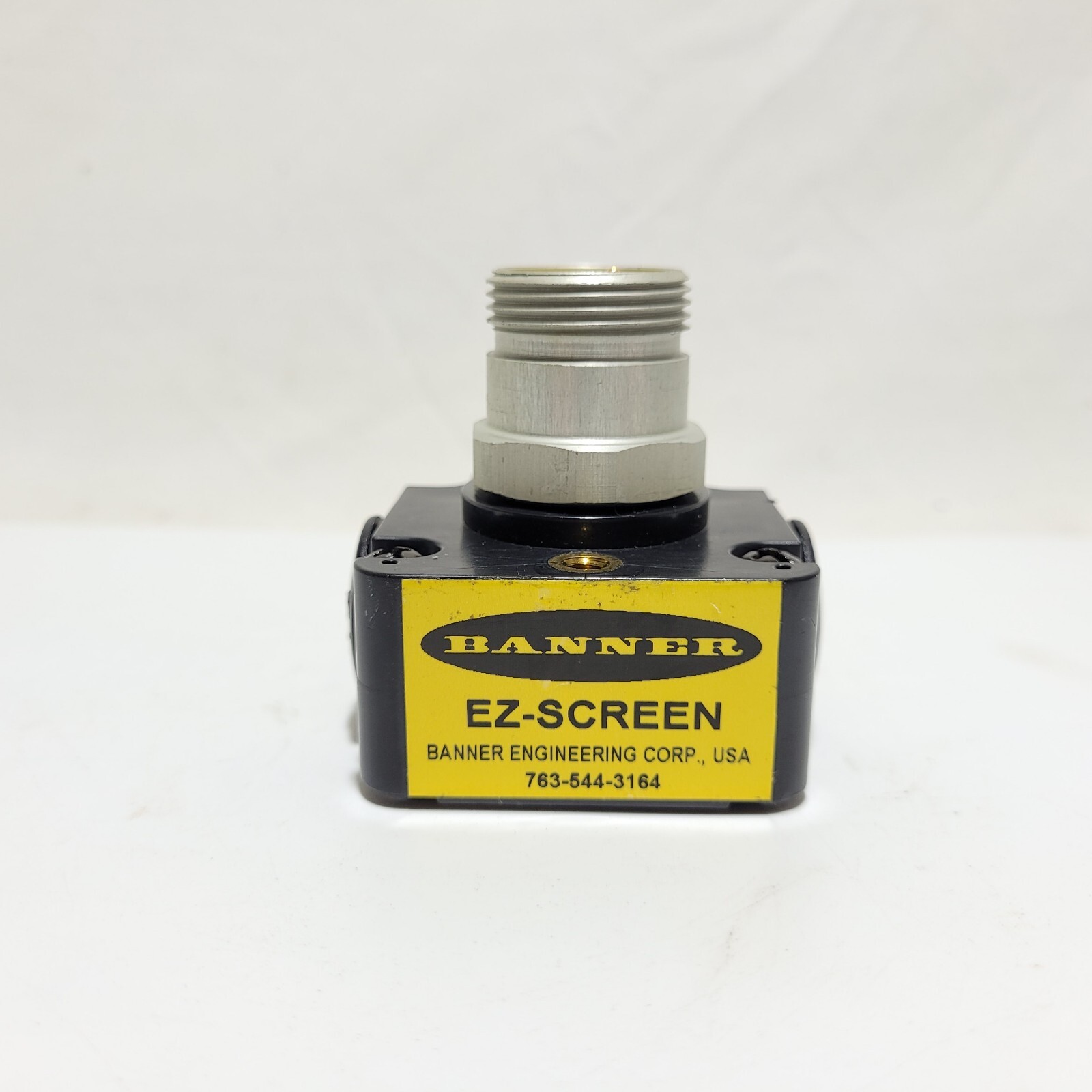 BANNER EZA-QDR-8 EZ SCREEN ACCESSORY 8-PIN QD END-CAP RECEIVER | eBay