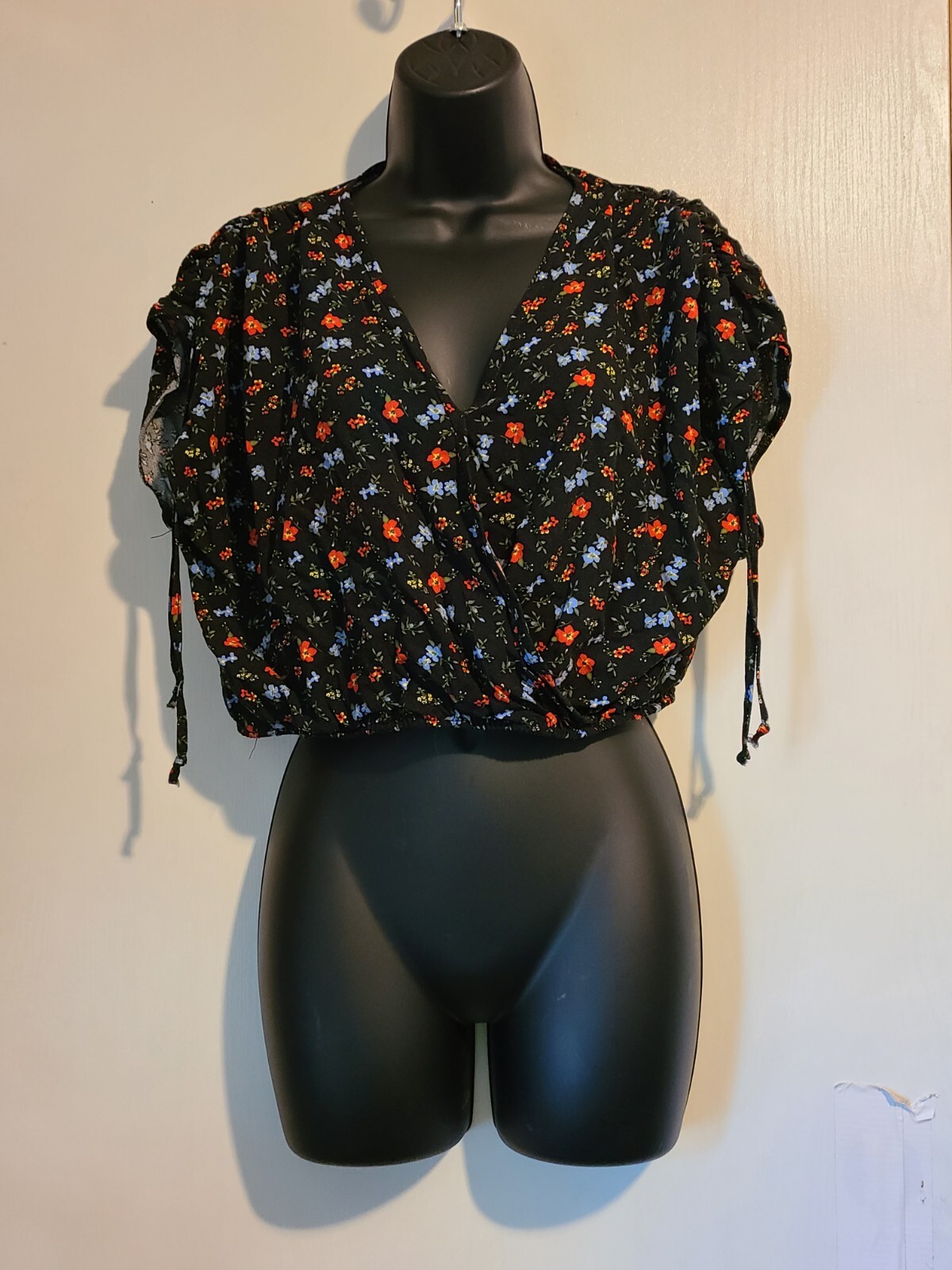 YMI Collections Juniors Black Floral Wrap Front Top Blouse 100% Rayon ...