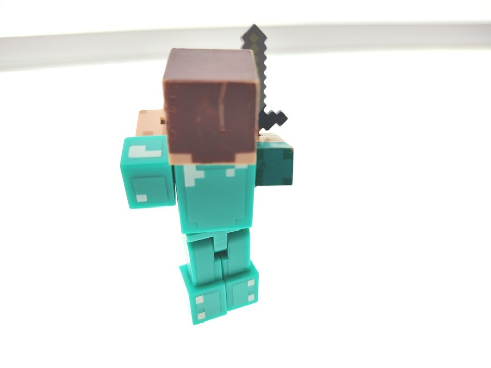 MINECRAFT FIGURE Overworld Diamond Steve Sword Mojang 2.75” 2013 Ty17 ...