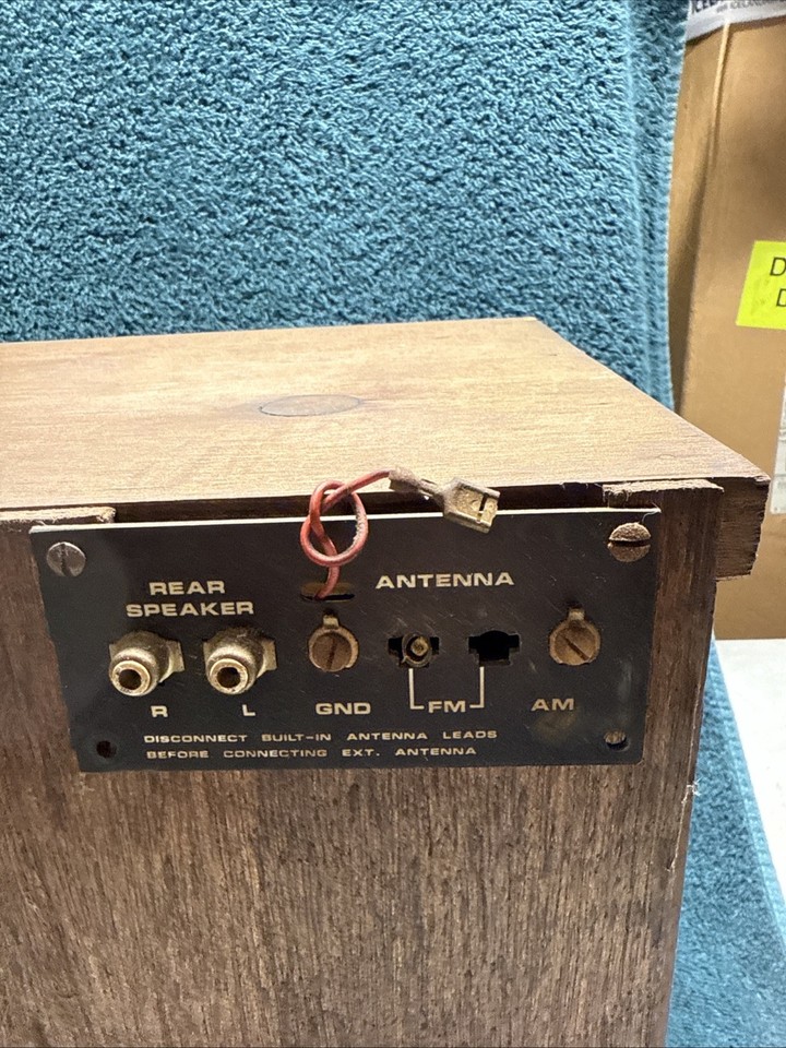 vintage 4d total sound system ic solid state Radio Works Read Below ...