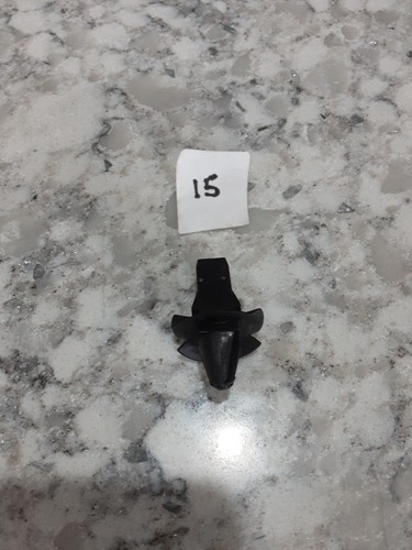 (QTY- 15) Grill Molding Retainer Clips for 2013-2018 Dodge Ram Grille ...