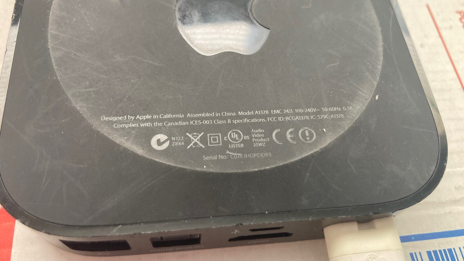 Apple TV (2nd Generation) HD Media Streamer - A1378 with Remote and ...