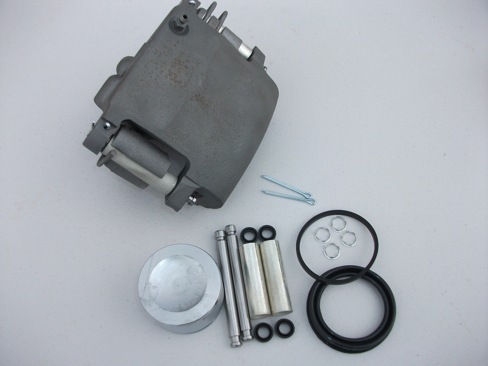 RECONDITIONED PAIR PBR FRONT DISC BRAKE CALIPERS SUIT HQ HOLDEN ...