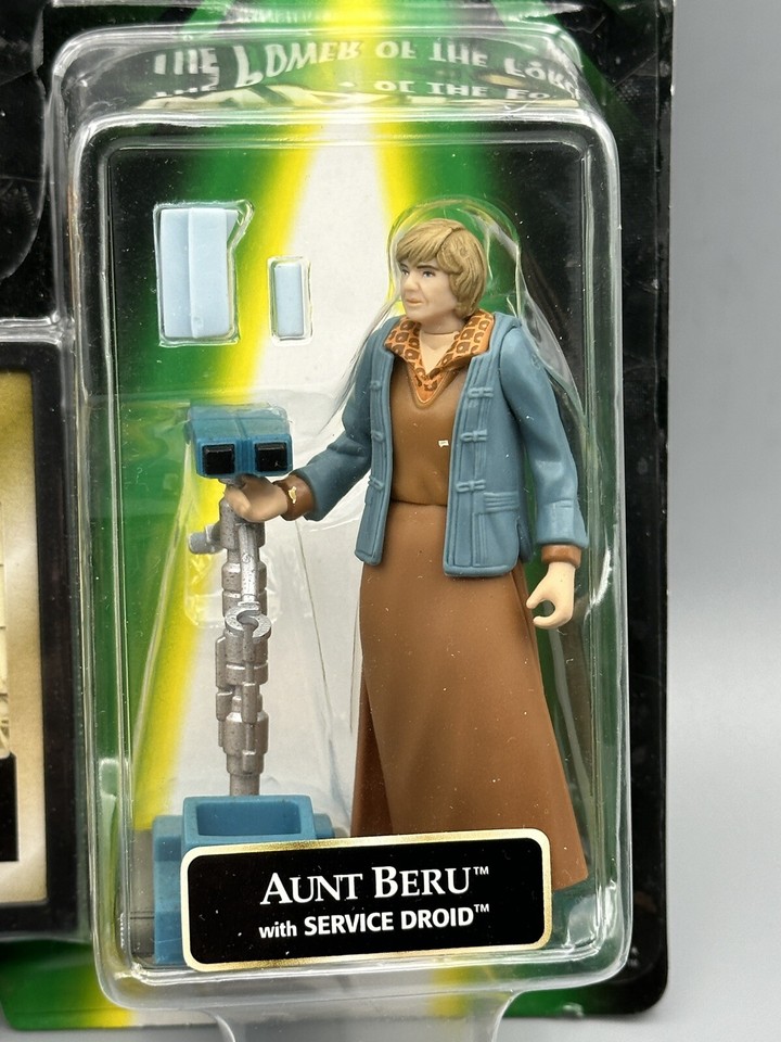 Star Wars Aunt Beru 1998 HASBRO Action Figure NEW In Package ...