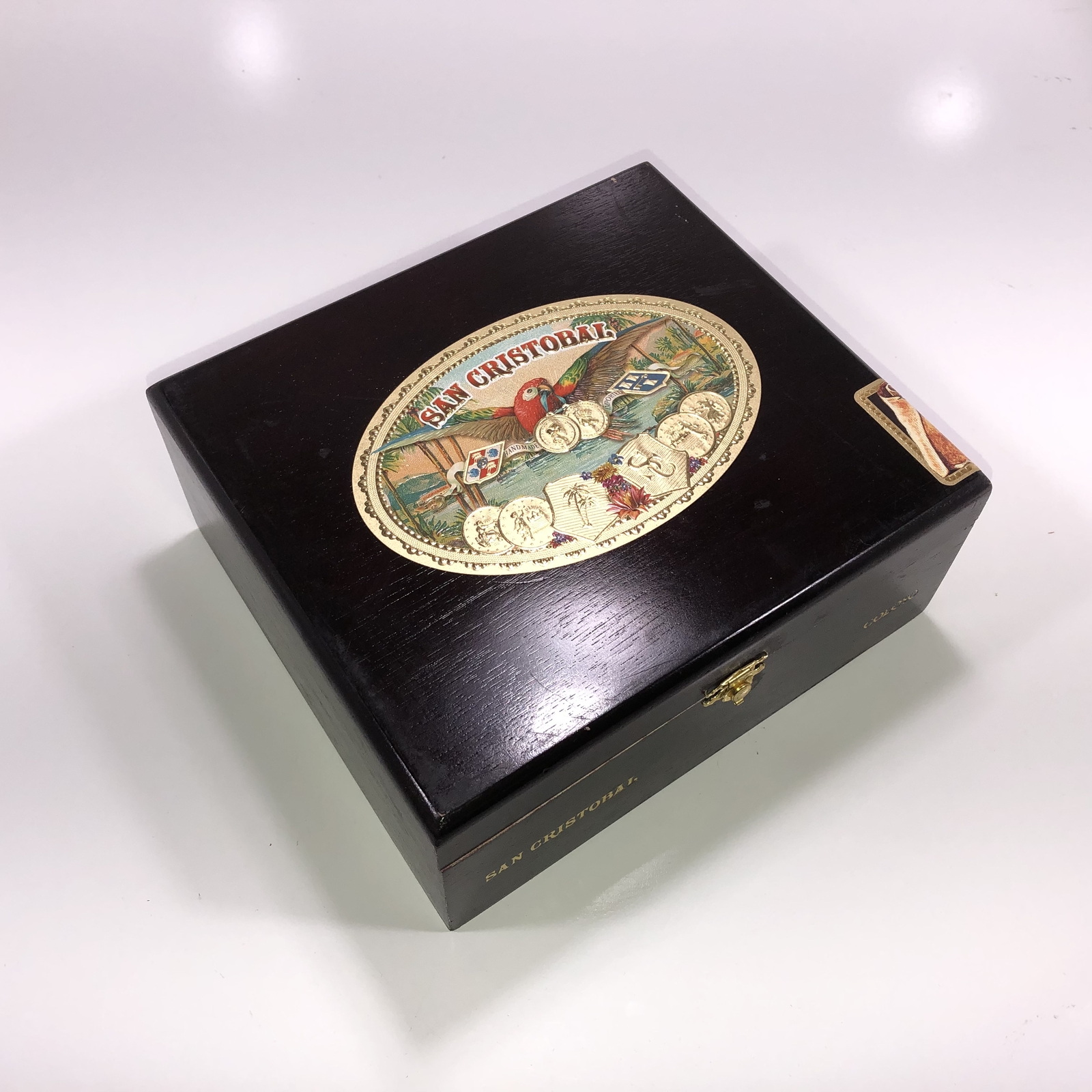 San Cristobal Coloso Empty Wooden Cigar Box 8.5x7.75x3.5 | eBay