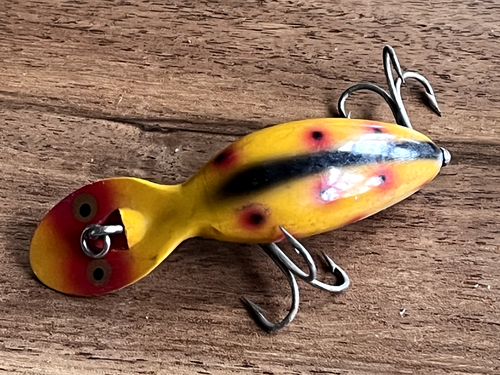 VINTAGE HEDDON ORIGINAL TADPOLLY SPOOK YELLOW/RED DOT ANTIQUE FISHING ...
