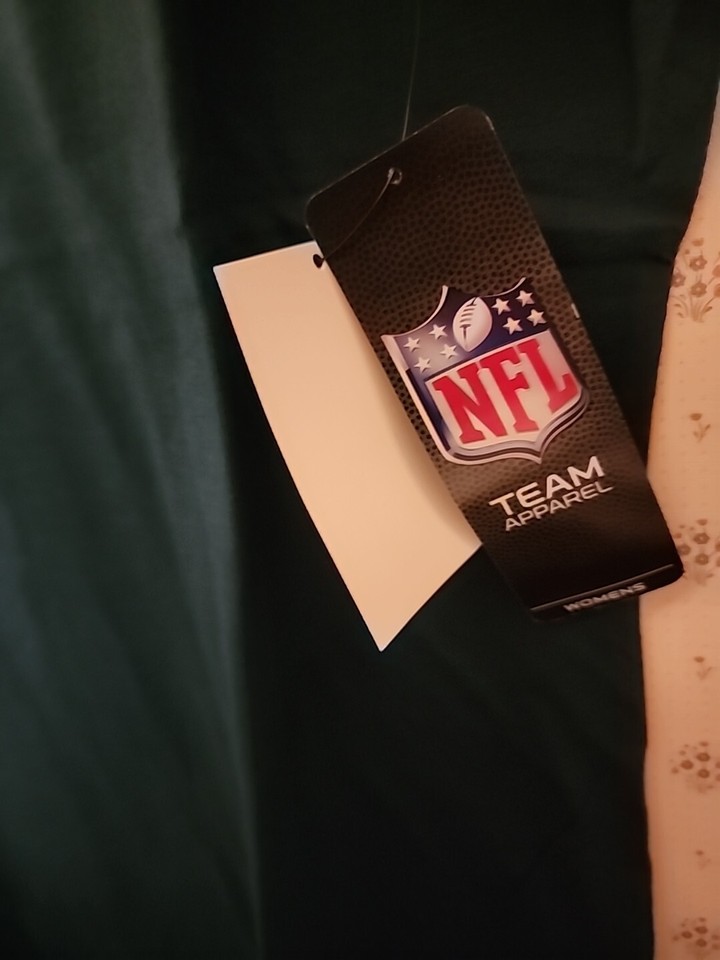 Nfl Team Apparel Women’s Rhinestone V- Neck T Shirt Philadelphia Eagles ...